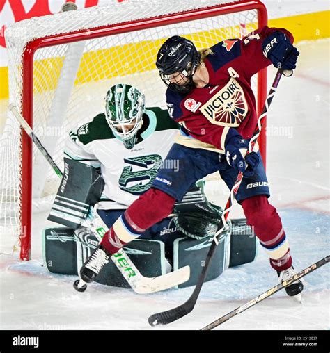 Montreal Victoires Laura Stacey 7 Moves In Against Boston Fleet Goaltender Emma Soderberg