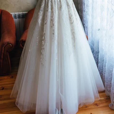 Продам весільну сукню Рівне Б у весільні сукні