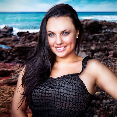 Roxanne Bennett Youtube