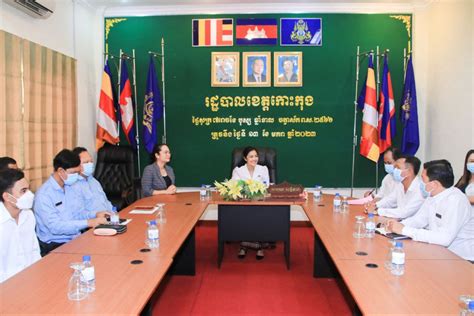 លោកជំទាវ មិថុនា ភូថង អភិបាលខេត្តកោះកុង អញ្ជើញប្រគល់រង្វាន់ ជូនសិស្សទទួលបាននិទ្ទេស A