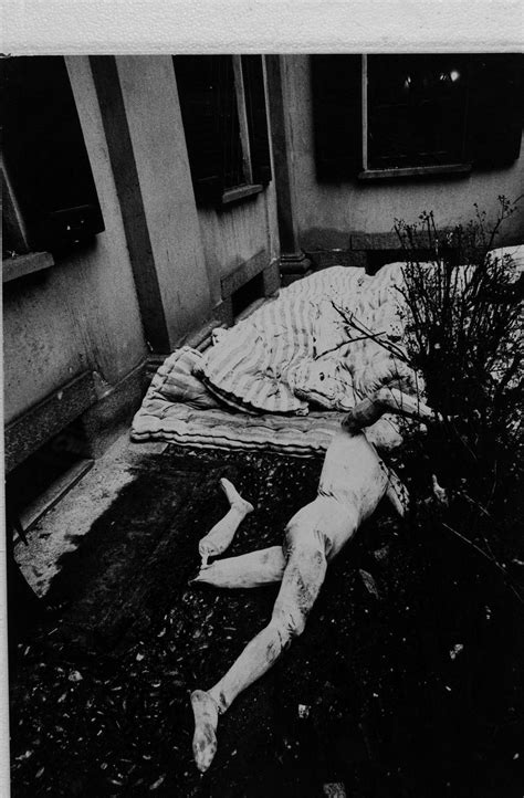 Massimo Vitali Senza Titolo Ricostruzione Della Morte Di Giuseppe Pinelli 1972 Fotografia