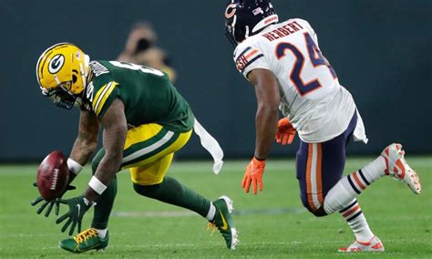 Khalil Herbert Player Props Odds Tips And Betting Trends For Week 3