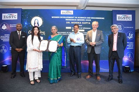 Monika Gupta On Linkedin It Was A Great Honor To Receive Igstc Wiser Award From Prof Annapurni