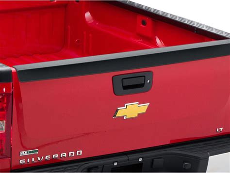 Husky Liners Smooth Tailgate Cap Husky Liners