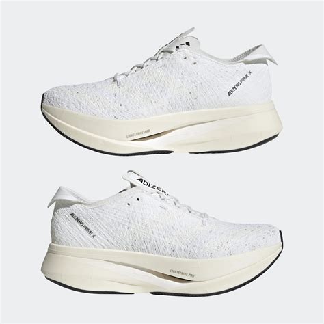 스트렁 X 아디다스 아디제로 프라임 논 다이드 클라우드 화이트