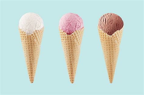 녹색 배경에 초콜릿 선명한 와플 콘 다른 맛 아이스크림 콘의 세트 3가지 개체에 대한 스톡 사진 및 기타 이미지 3가지 개체 갈색 개체 그룹 Istock