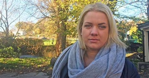 Hat Och Hot Vardag För Elina Svt Nyheter