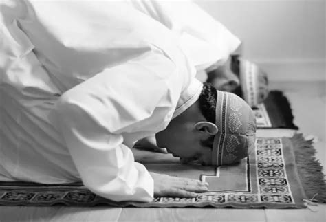 Reuters В Саудовской Аравии 14 паломников погибли из за жары во время хаджа