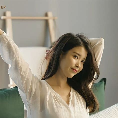 Pin By Nyanbo On Iu Celebrities Celebrities Female Kpop Girls