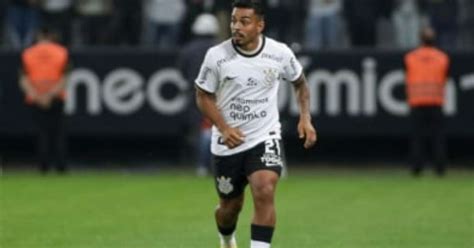 VÍdeo Matheus Bidu Comemora Estreia Pelo Corinthians E Se Diz Polivalente