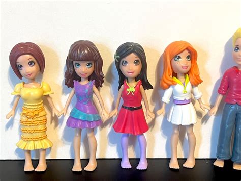 Mattel Polly Pocket Polly Friendship Set Collection Playset 2010 Dolls