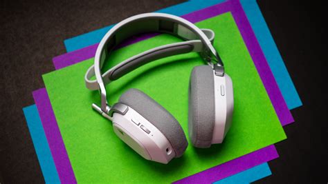 Corsair Hs80 Max Review A Terrific Gaming Headset
