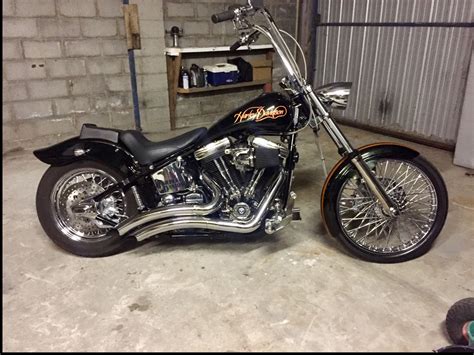 Custom Harley Davidson Softail