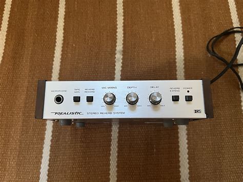 Realistic Analog Reverb Delay Reverb