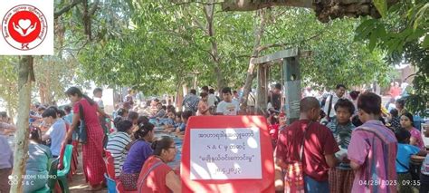 ရွှေဘိုခရိုင်ရှိ စစ်ဘေးရှောင် ၁၀၀၀ ကျော်ကို Sandc အဖွဲ့က ထမင်းကျွေးအလှူပြုလုပ် ဓာတ်ပုံ