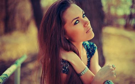 누군가를 기다리는 중 배경화면 Phoneky에서 모바일로 다운로드