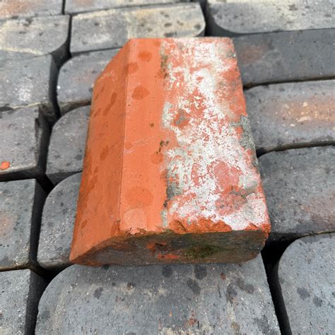 Plinth Bricks Red And Blue Special Bricks Uk Brick Yard Reclaimed Brick Company