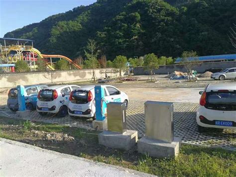遊客來石台再也不用愁了秋浦河風景區可以租車了啦 每日頭條