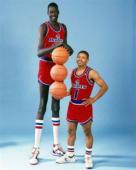 Muggsy Bogues Dunk