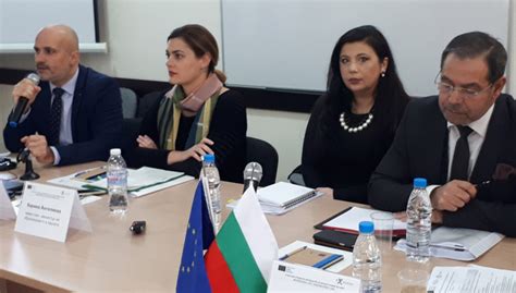 Карина Ангелиева Научната инфраструктура е един от основните стълбове