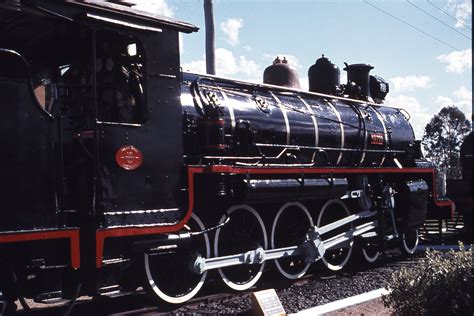 Weston Langford113657 Redbank Arhs Qr Museum C19 700
