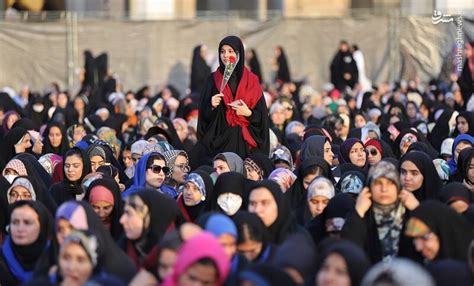 مشرق نیوز عکس گردهمایی دختران دانشجو در حرم حضرت معصومه س