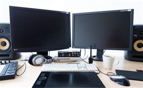 Windows 11 дээр дэлгэцийг хэрхэн эргүүлэх талаар ️