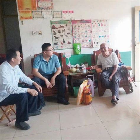 肥城市石横镇：中秋节走访慰问计生特殊家庭王昊和