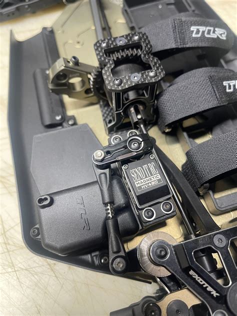 TLR 8ight X 2 0 E Pic Heavy R C Tech Forums