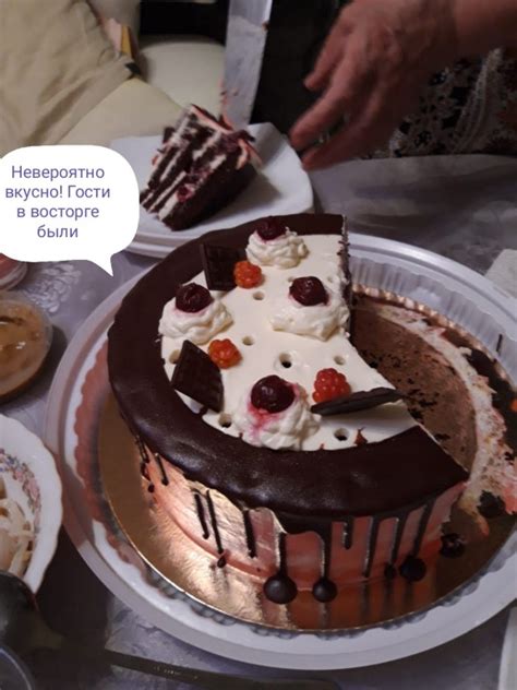 Шоколадный торт с вишней и взбитыми сливками 15 пошаговых фото в рецепте