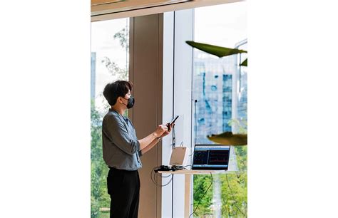 Skt 투명안테나 및 Ris 기술로 이동통신 기술 진화 선도 Sk텔레콤 뉴스룸