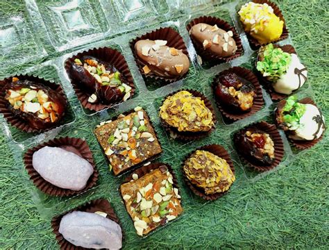 Gcb Flavoured Dates Tray