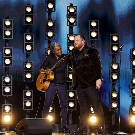 Tracy Chapman Performs Fast Car With Luke Combs At The 2024 Grammys Abc News