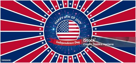7 월 4 일 독립 기념일 인사말 카드를 축하합니다 미국 국기 배지 리본 빨강 파랑 흰색 줄무늬 불꽃놀이 및 별이 있는 축하 배너 0명에 대한 스톡 벡터 아트 및 기타