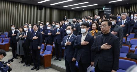민주 이상민 탄핵소추안 발의 여부 결론 못내신중론 대두