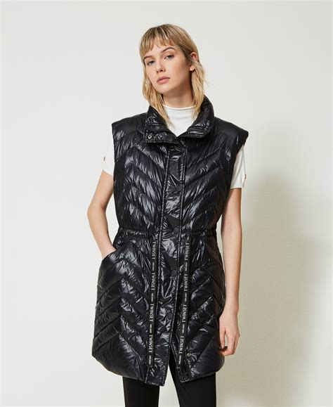 Удлиненный стеганый жилет на кулиске 231tp2321 Twinset — купить в интернет магазине бренда