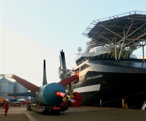 Tidal Turbine With Ship