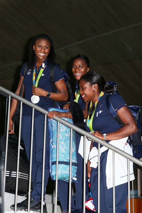 Photo Siraba Dembélé Et Gnonsiane Niombla Retour à Paris Des