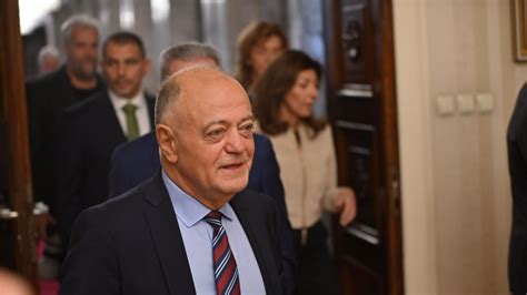 ДСБ издига кандидатурата на Атанас Атанасов за председател на НС Новини бг