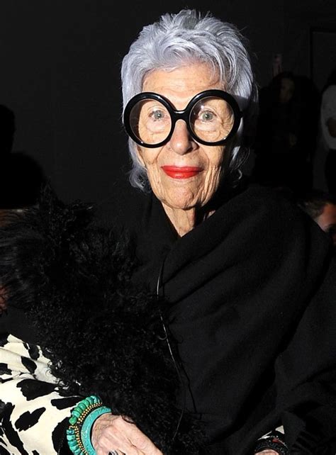 Makeup Tips For Eyeglass Wearers Celebrities With Glasses Photo B Girls With Glasses Fake