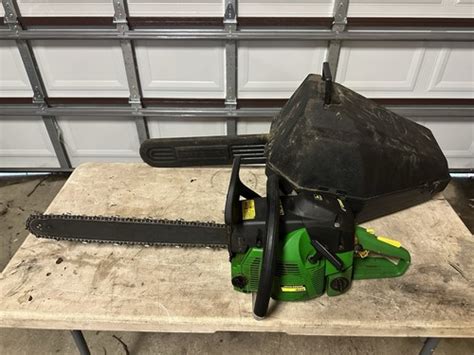 John Deere Cs62 Chainsaw With Carrying Case For Partsrepair Ebay