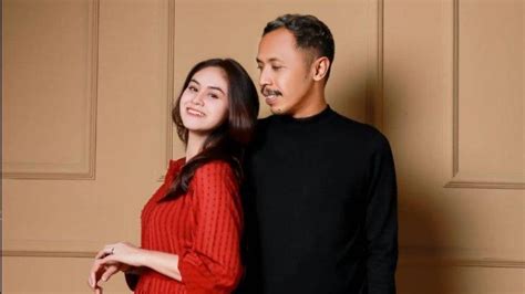 Cerai Dari Dwinda Ratna Furry Setya Kesepian Di Rumah Impian Cuma Bisa Bengong