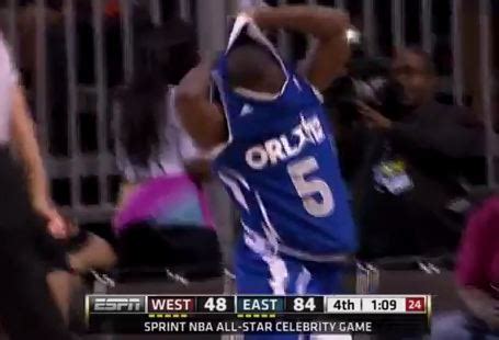 Comedian Kevin Hart Gets Ejected From Celebrity All Star Game Video Blacksportsonline