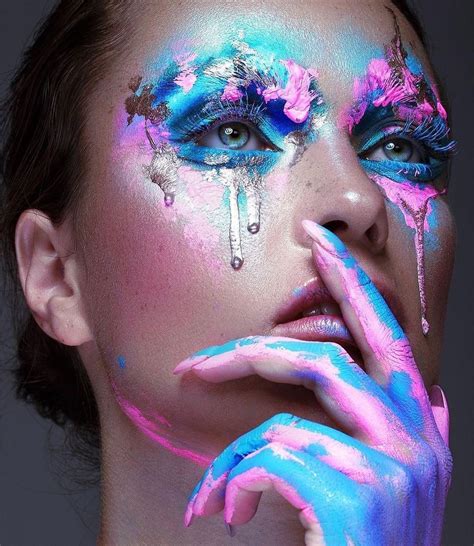 Imiragemagazine On Instagram Beautiful Inside Art 💜💙 Mua Juliavoron Photo Samoilenkoslava