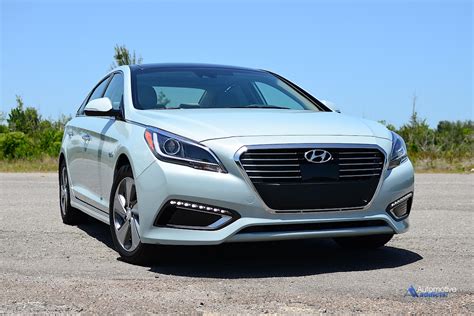 2016 Hyundai Sonata Hybrid Limited Review And Test Drive Automotive Addicts