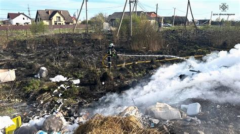 🔴 22 пожежі в екосистемах виникло на Прикарпатті за минулу добу ліквідація ще однієї пожежі