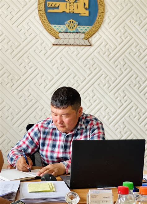 Увс ХЯНАЛТЫН АЖЛЫН ХЭСЭГ МАЛЧИН СУМАНД АЖИЛЛАЖ БАЙНА 📌Ахмад настны тухай хууль Нийгмийн