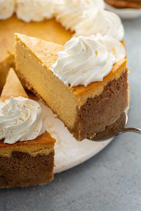 Easy Pumpkin Cheesecake Recipe With Graham Cracker Crust Nadler Creent
