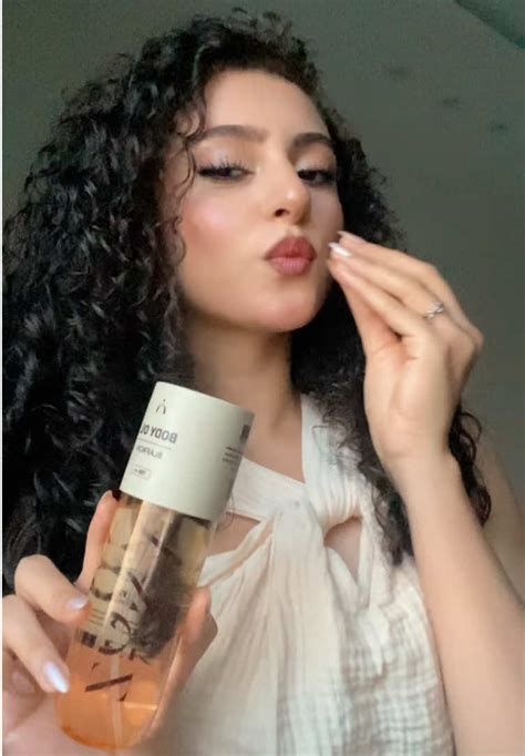 افضل تركيبات زيت الجسم وسكراب للعناية بالبشرة Tiktok