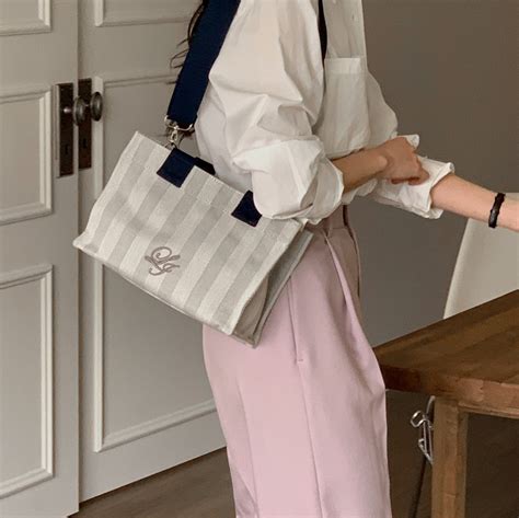 양부인 미니 캔버스 패브릭 스트라이프 봄신상 가벼운 토트백